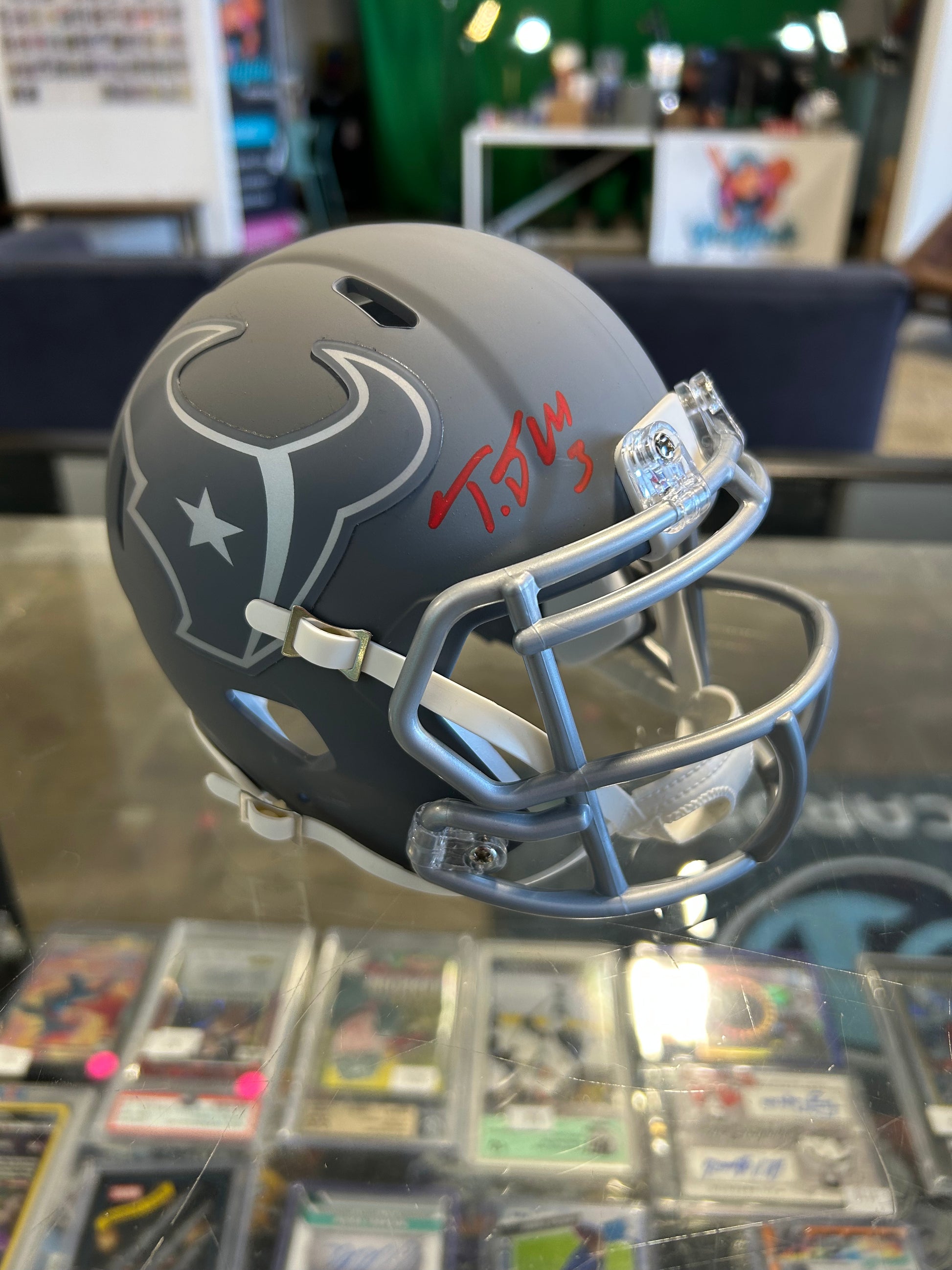 Tank Dell Houston Texans Autographed Mini Helmet – Graybo's Sports Cards